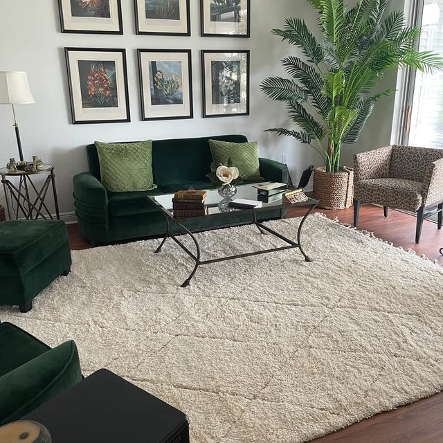 The Craftsmanship Behind Handmade Moroccan Rugs: Techniques and Tradit ...